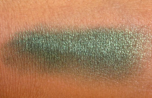 MAC Unsung Heroes: Humid Eyeshadow - Makeup and Beauty Blog