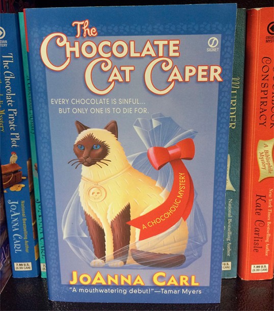 Cat Lady Mystery Novels: Yes, It's a Thing - Makeup and Beauty Blog