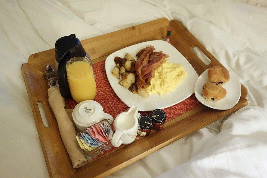 5 Things I Love About Hotel Rooms - Makeup and Beauty Blog